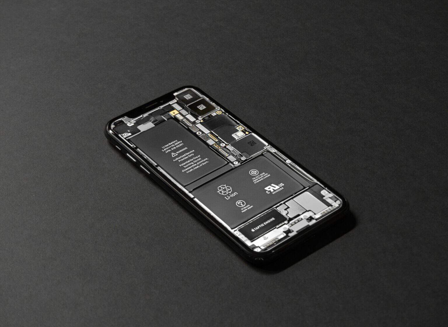 iPhone Charging Port: Connectivity and Replacement Guide - thinglabs